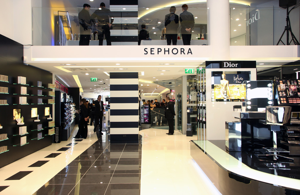 LSN : News : Express yourself: Beauty retailer creates multisensory ...