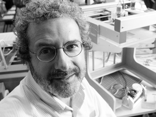 LSN : Opinion : Neil Gershenfeld : A new industrial revolution is on ...
