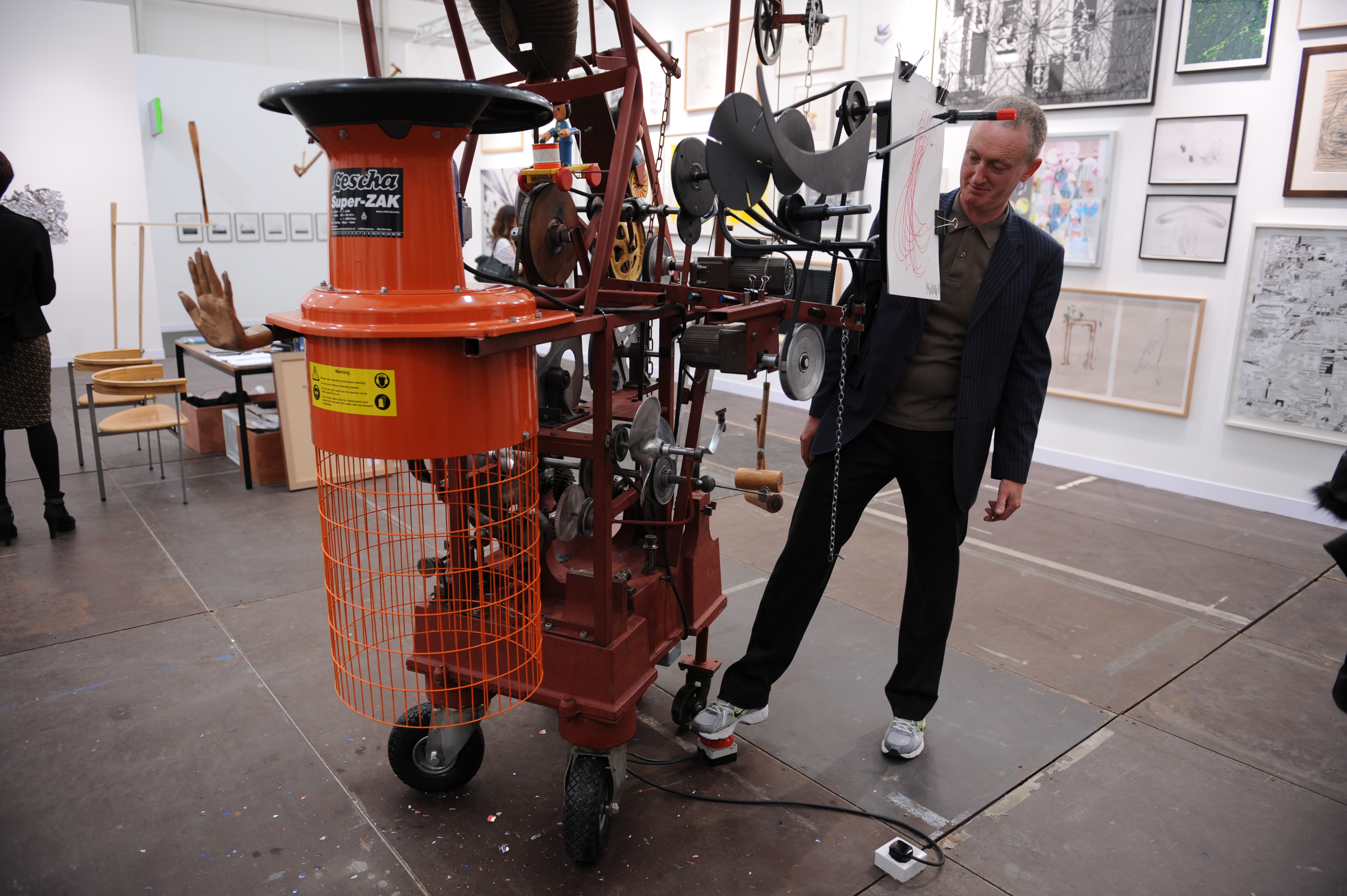 LSN : News : Credit crunch: Destroying machine makes a hit at London's ...