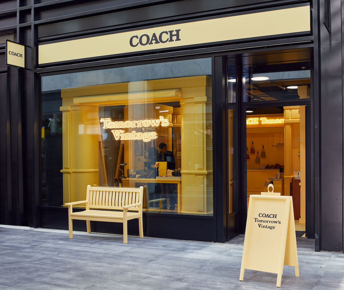 LSN : News : Coach opens a circularity-centred pop-up store in London