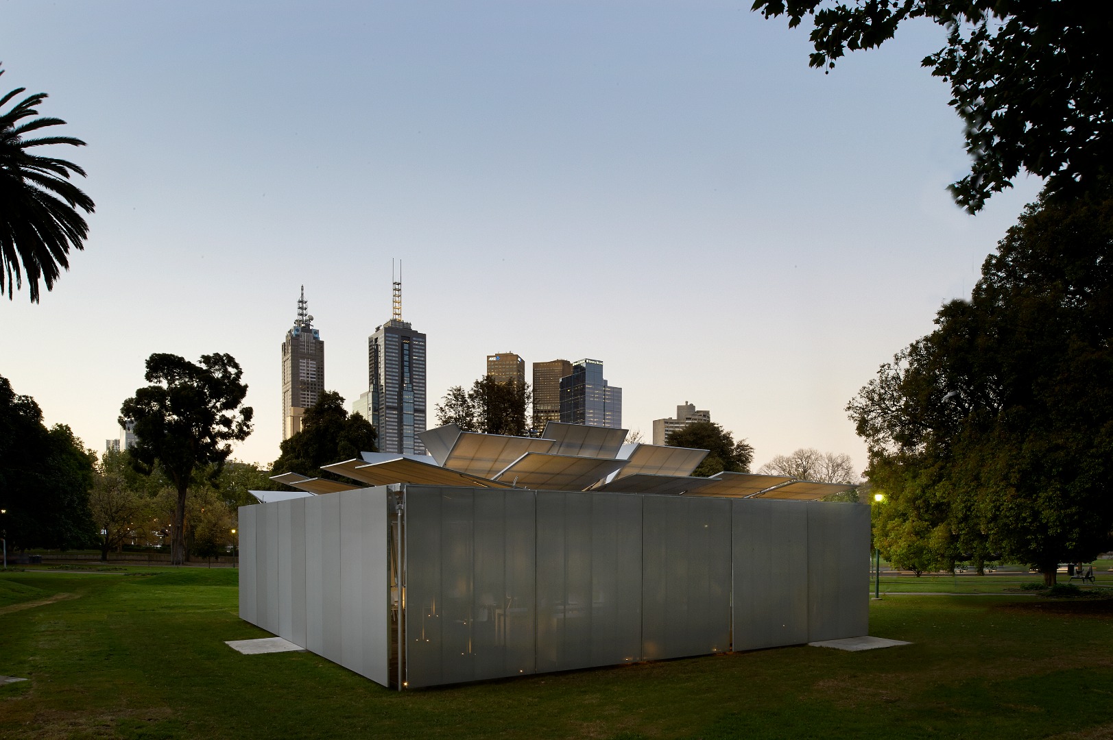 LSN : News : Rise and shine: Melbourne Pavilion in full bloom for ...