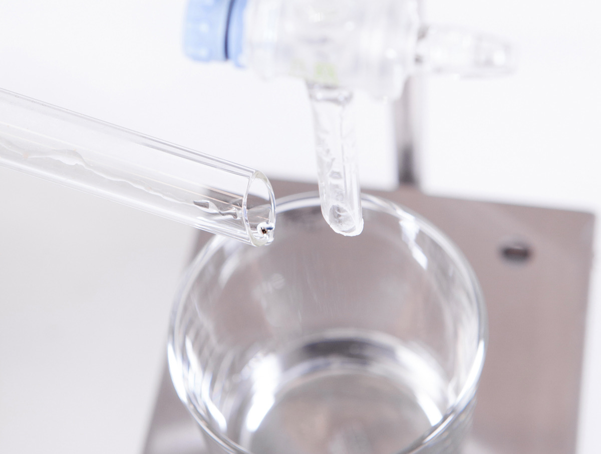 LSN : News : Distillation station: Device that turns Coca-Cola into water