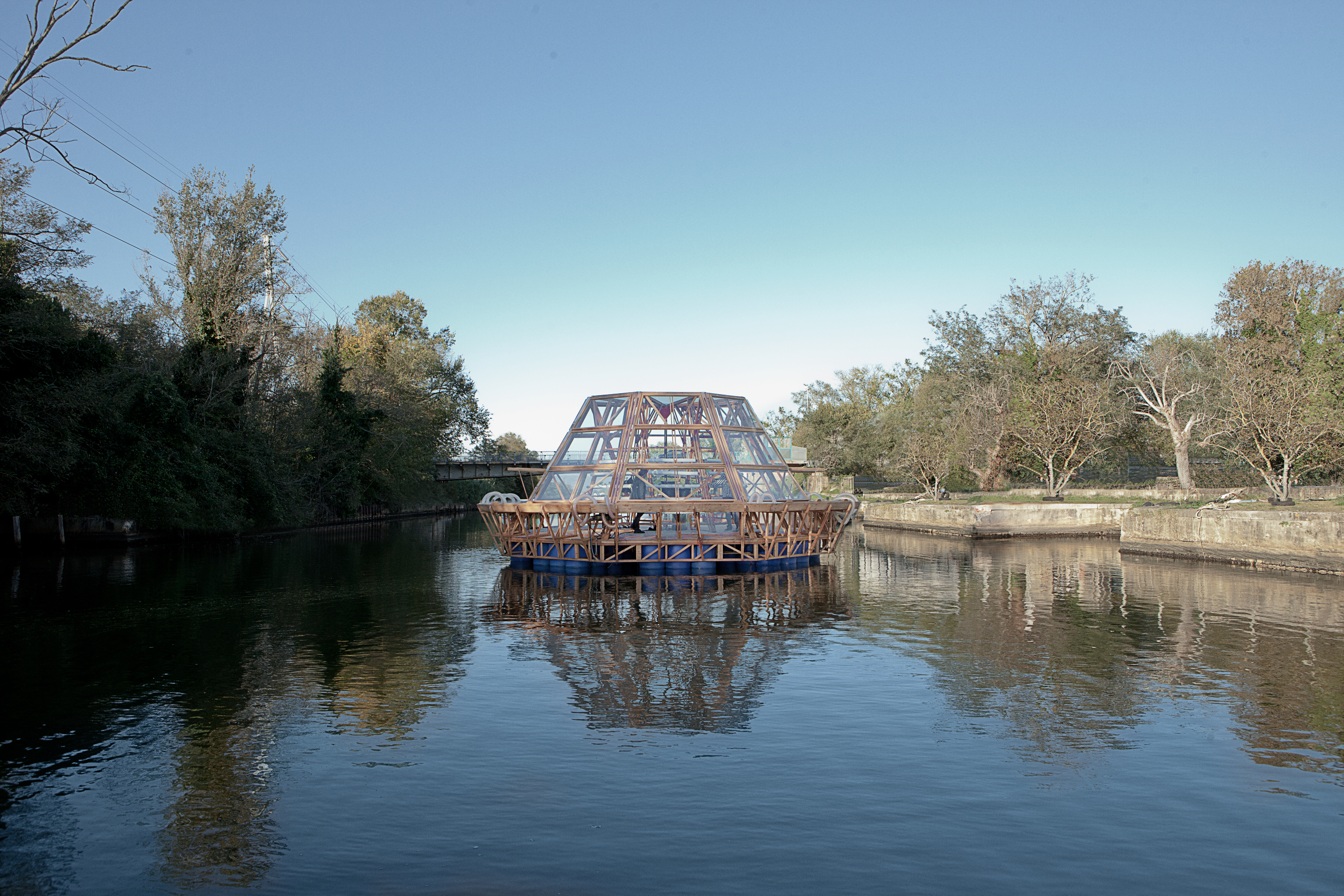 LSN : News : Waterworks: Barge designed for sustainable crop cultivation